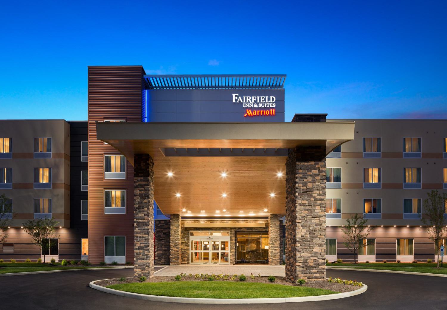 Fairfield Inn & Suites by Marriott Akron Fairlawn, Akron, OH Jobs ...
