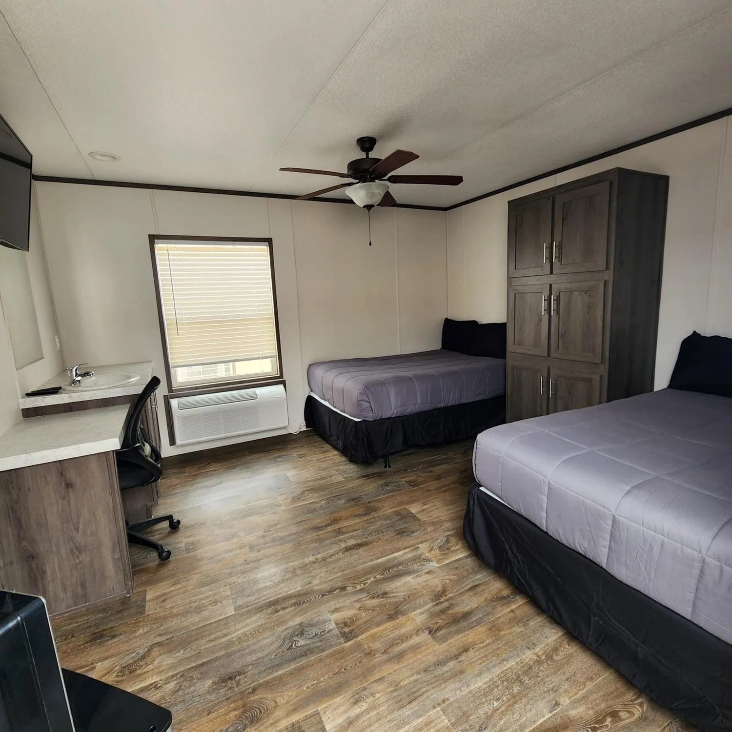 Laundry Attendant at Pecos Lodge | Hcareers